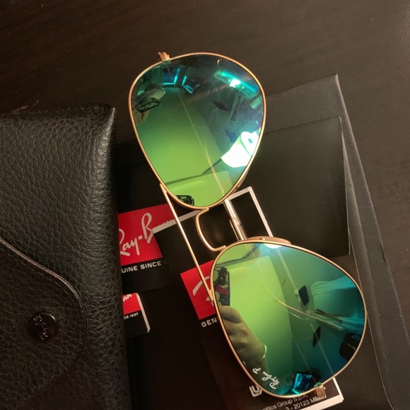 Ray-Ban | Accessories | Ray Ban Polarized Green Flash Aviators | Poshmark